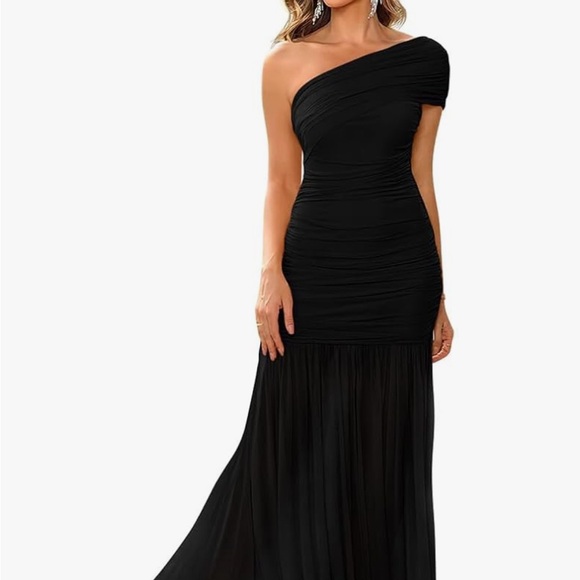 LAGSHIAN | Dresses | Elegant Black Oneshoulder Evening Dress | Poshmark
